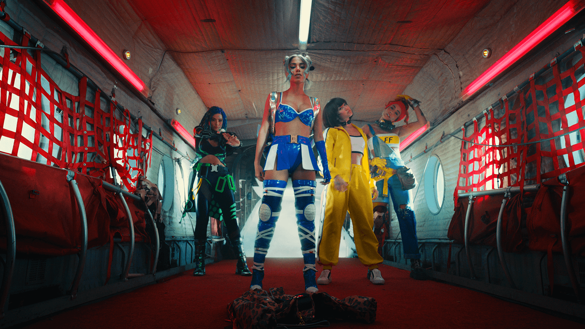 Free Fire e Anitta lançam música e clipe oficial para a chegada da ...